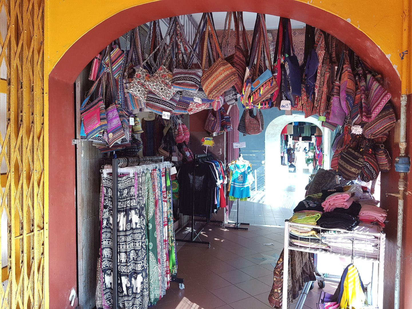 tatknows - Kuching Main Bazaar